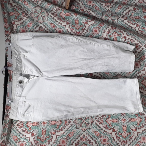 Riders by Lee | Pants & Jumpsuits | Riders By Lee White Cotton Capris ...